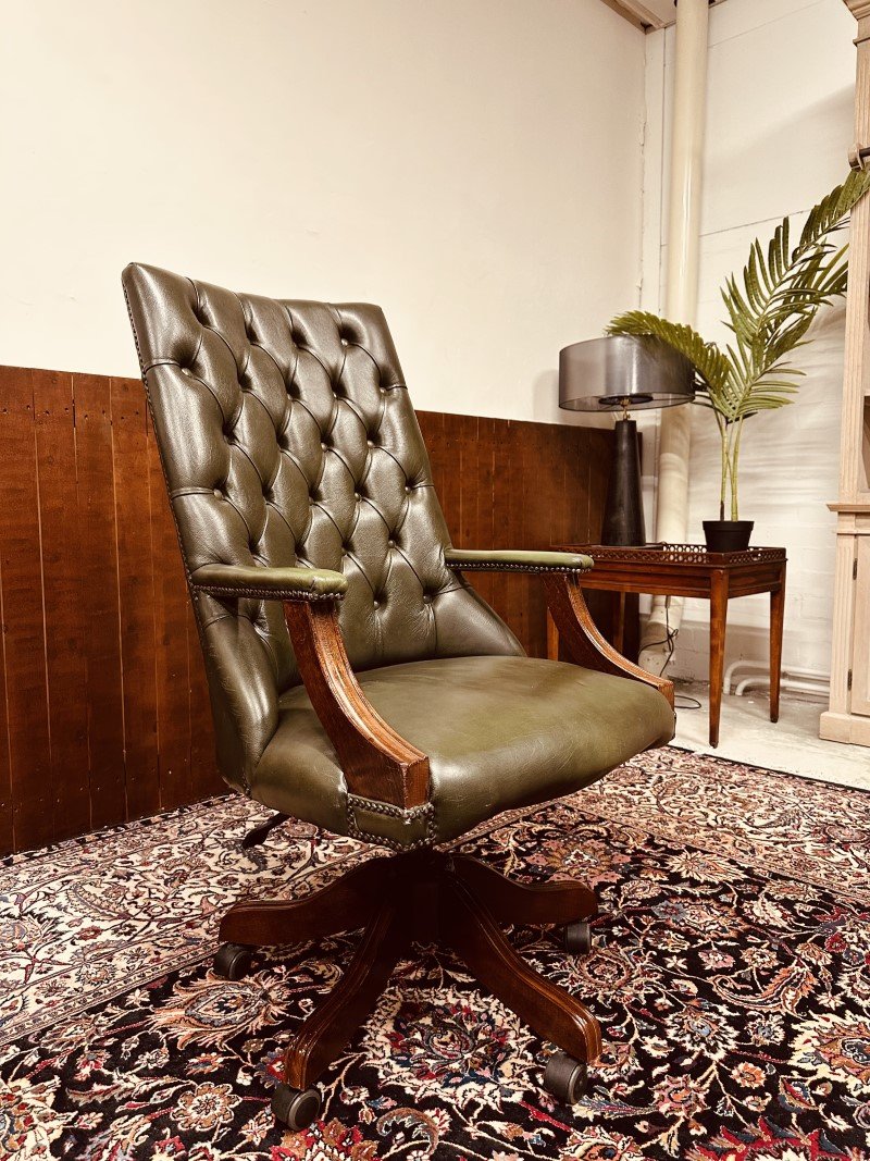 Englischer Chesterfield President Chair bei Pamono kaufen