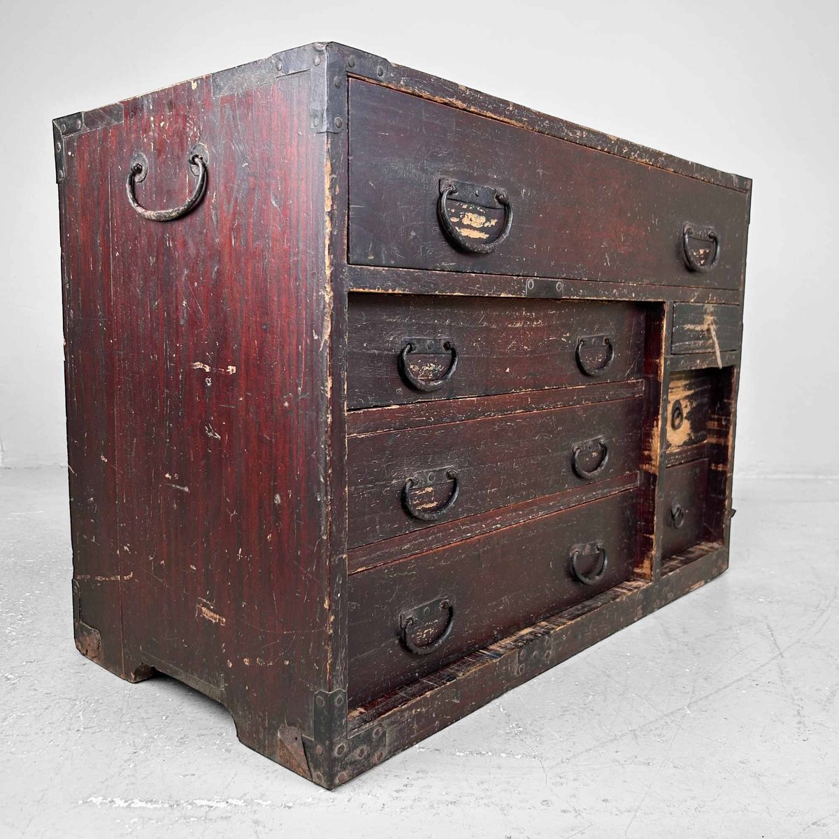 Japanese Traditional Tansu Storage Cabinet, 1890s for sale at Pamono