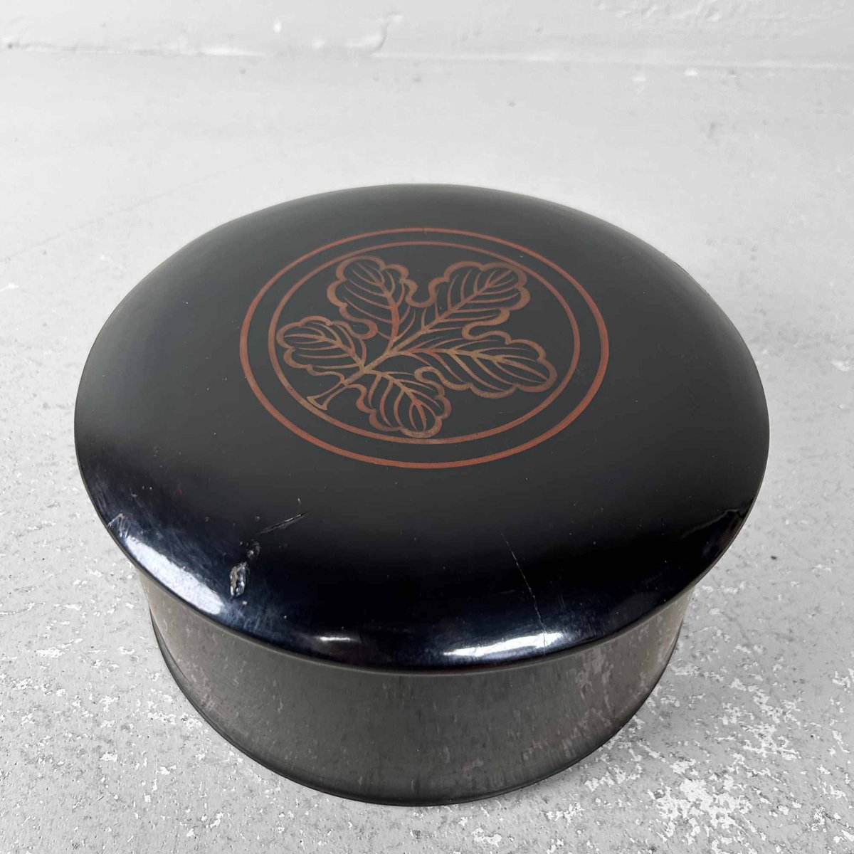 Japanese Urushi Chabako Tea Storage Box, 1920s for sale at Pamono