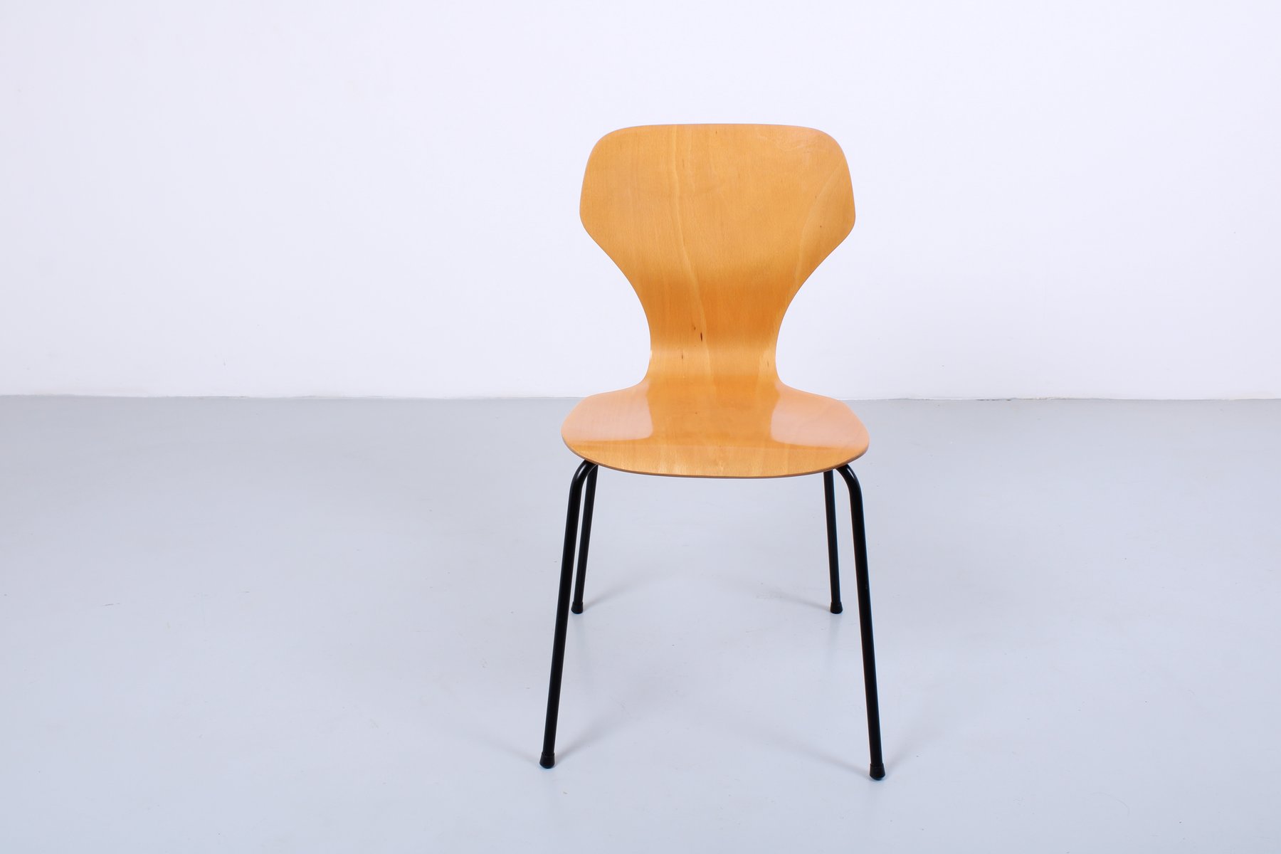 Beech Stacking Butterfly Chairs by Phoenix Denmark 1980s, Set of 4 for ...