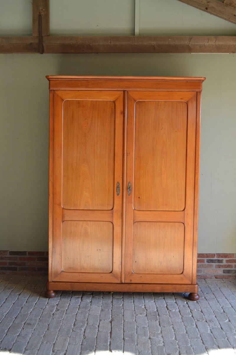 19th century Dutch Cherry Cupboard for sale at Pamono