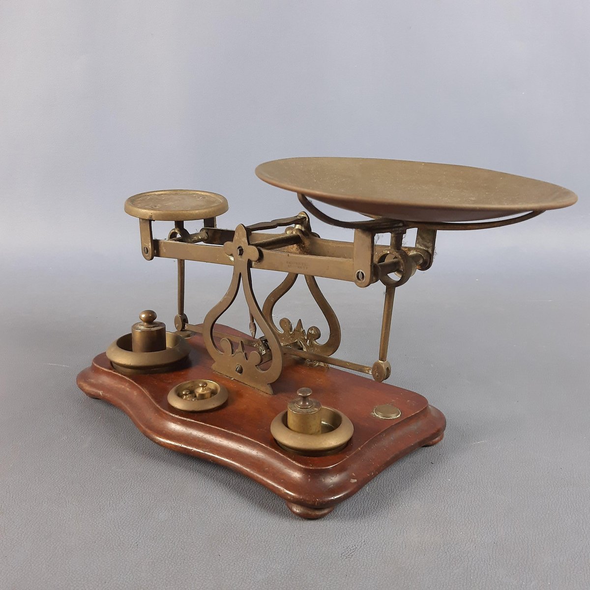 Antique English Victorian Letter Scale for sale at Pamono