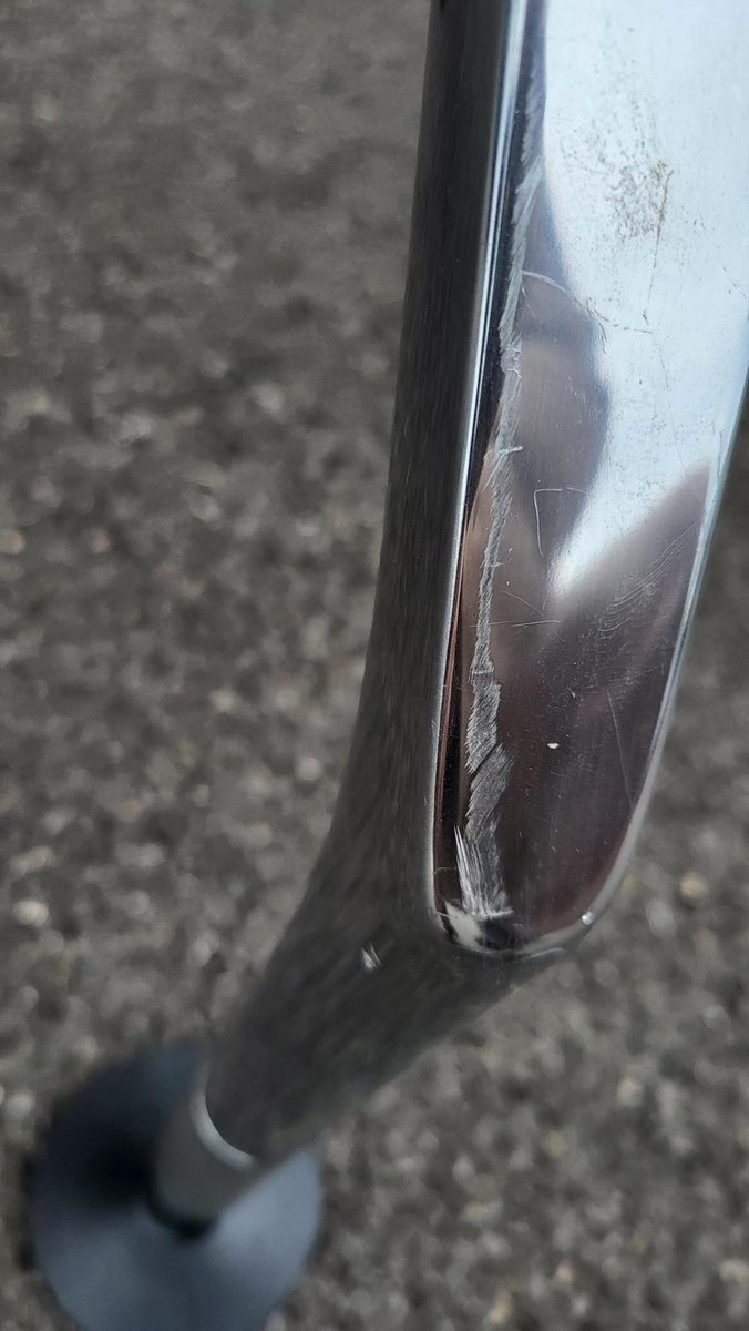 Model Nomos Desk with Modern Wood Top by Norman Foster for Vitra for ...