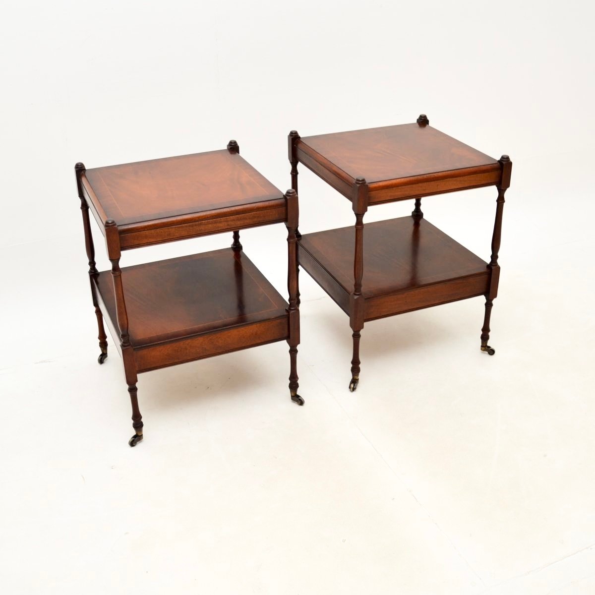 Vintage Georgian Style Side Tables, 1950, Set of 2 for sale at Pamono
