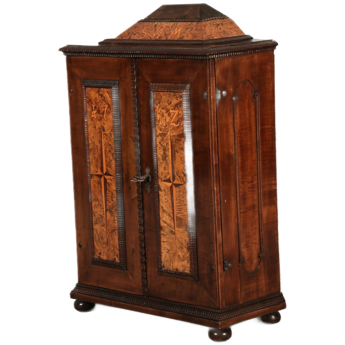 Small Renaissance Cabinet in Chiselled Iron & Walnut for sale at Pamono