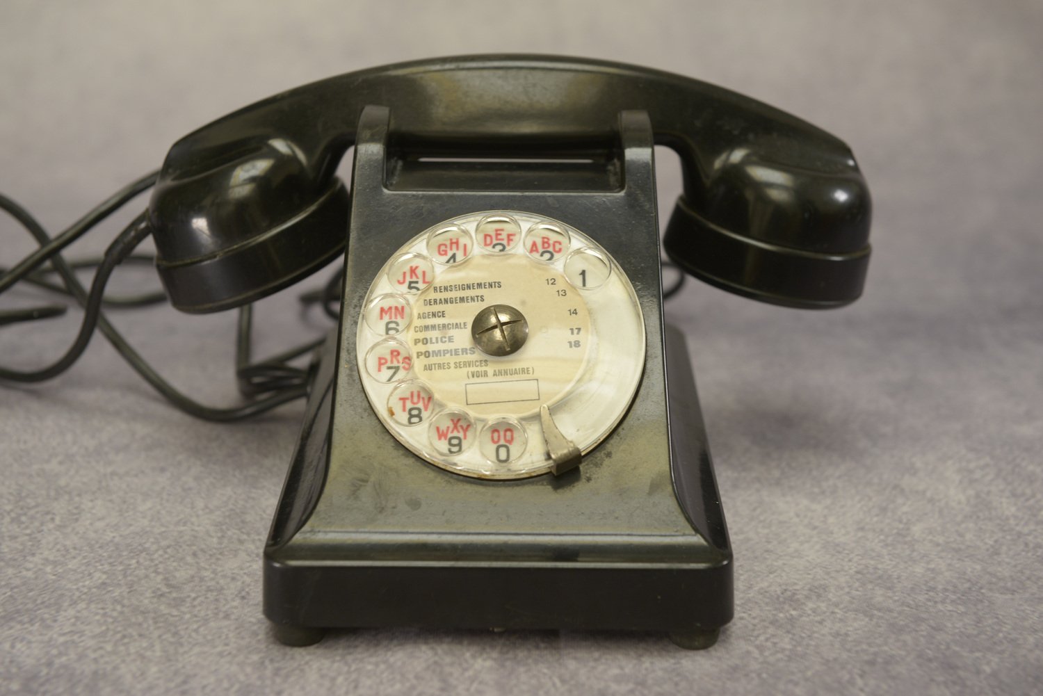 Bakelite PPT Telephone, 1958 for sale at Pamono
