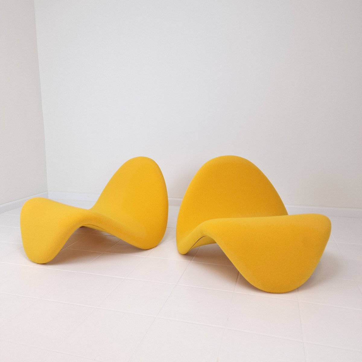 Set of Vintage Tongue Chairs by Pierre Paulin for Artifort, 1960s for ...