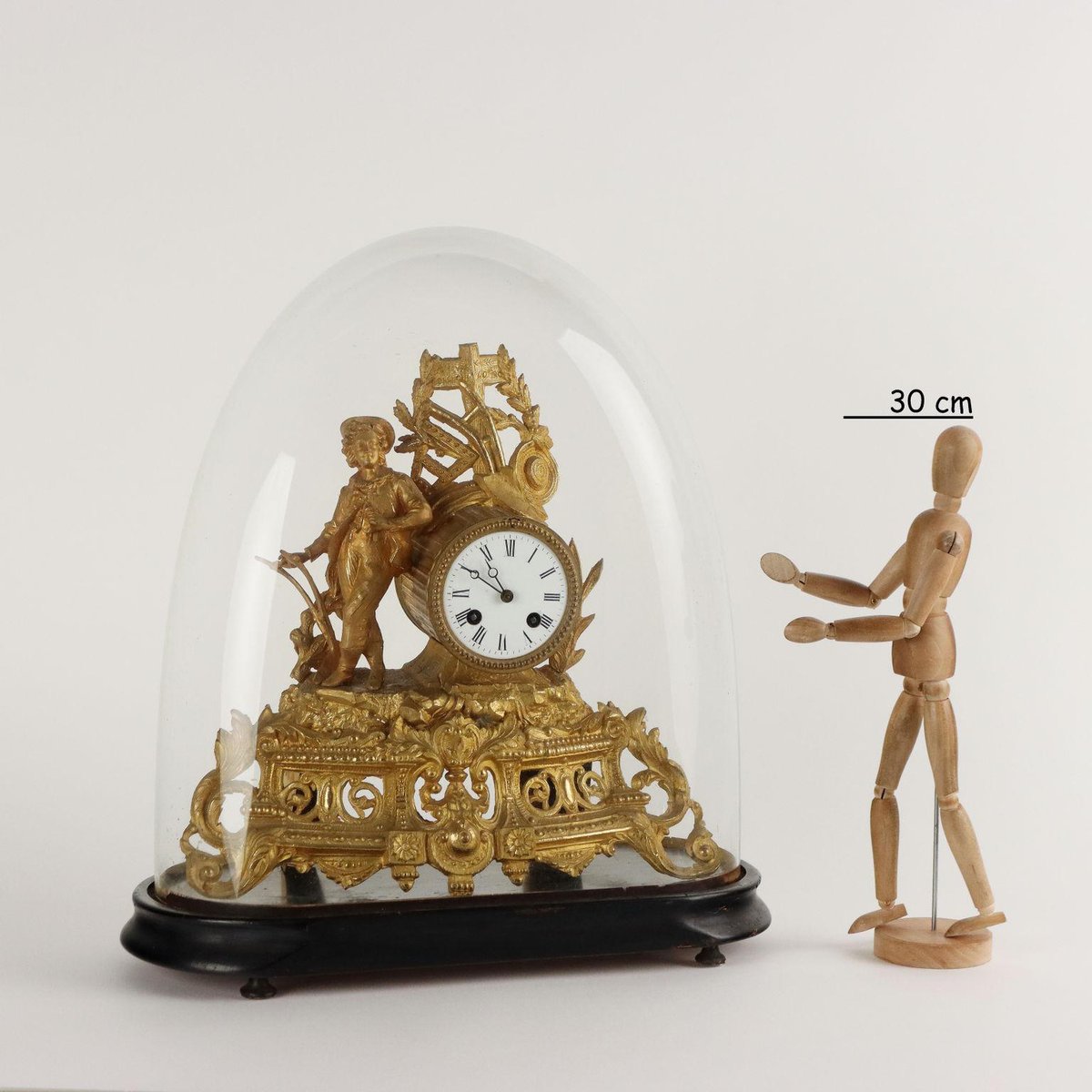 Antique Parisian Clock in Glass Case for sale at Pamono