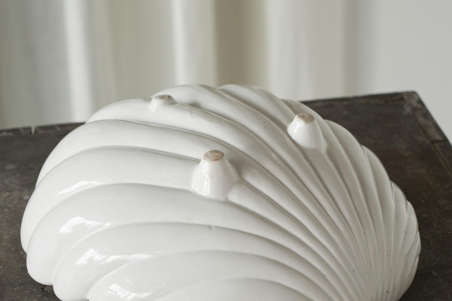 Large Mid-Century Shell Shaped Ceramic Bowl, 1940s for sale at Pamono