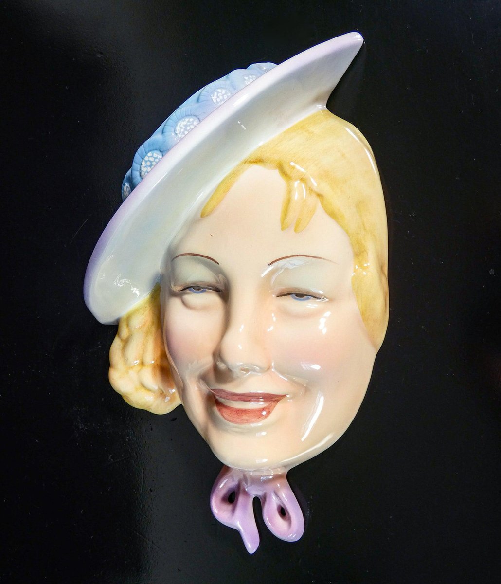 Porcelain Sculpture by Antonio Ronzan, 1940s for sale at Pamono