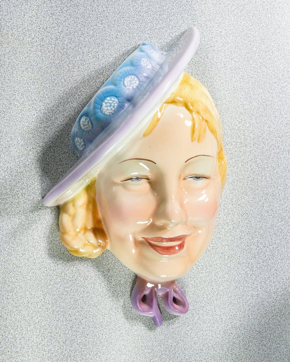 Porcelain Sculpture by Antonio Ronzan, 1940s for sale at Pamono