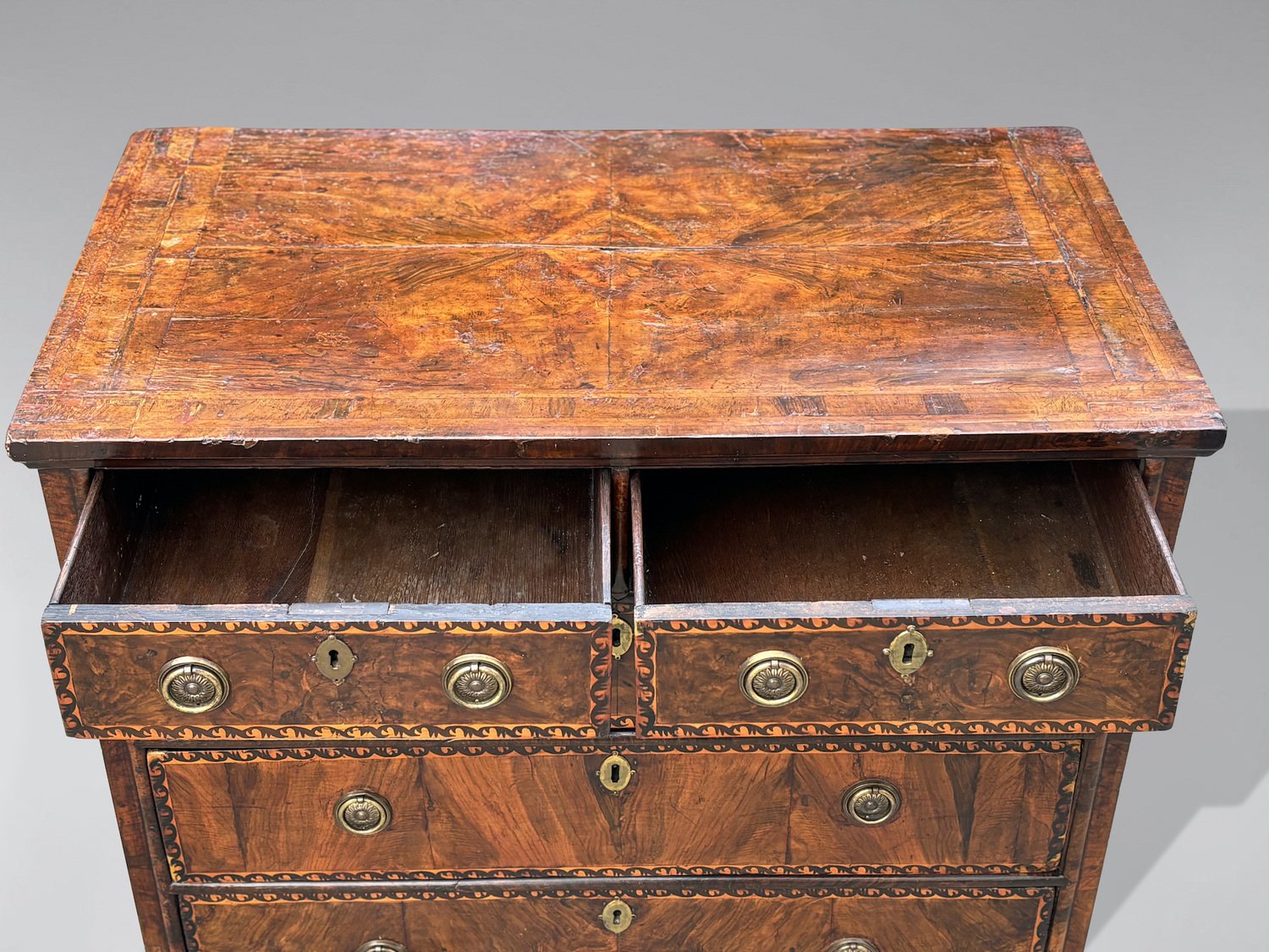 Antique Walnut Chest of Drawers, 1760 for sale at Pamono