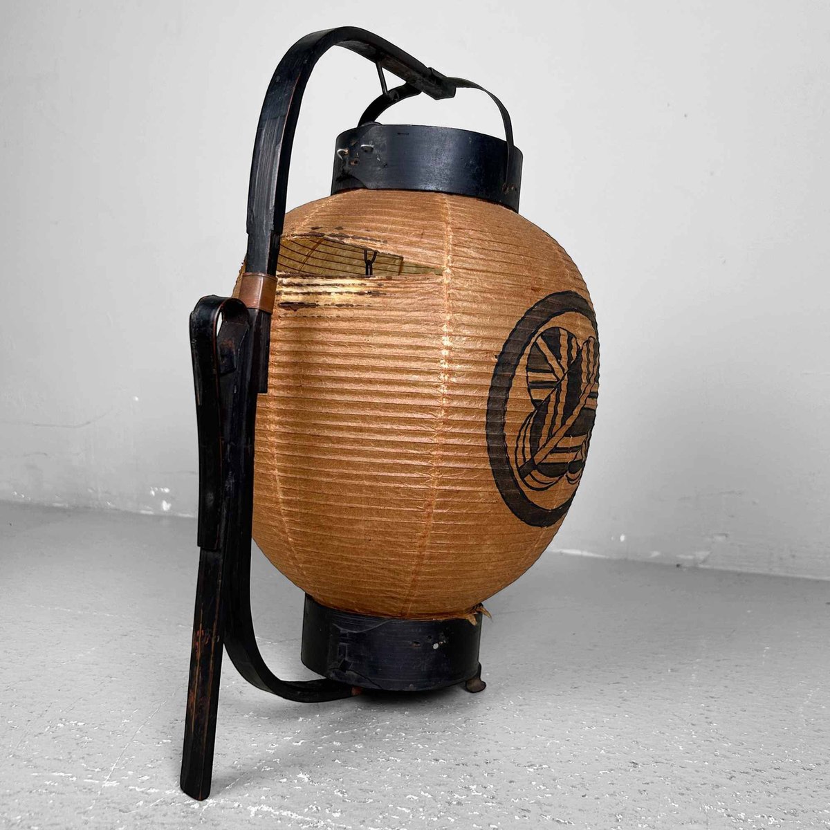 Japanese Paper Lantern, 1920s for sale at Pamono