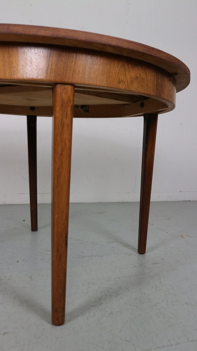 Scandinavian Modern Extendable Round Dining Table, Denmark, 1960s for ...
