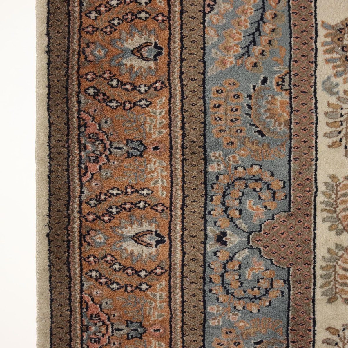 Antique Kashmir Rug in Cotton and Wool for sale at Pamono