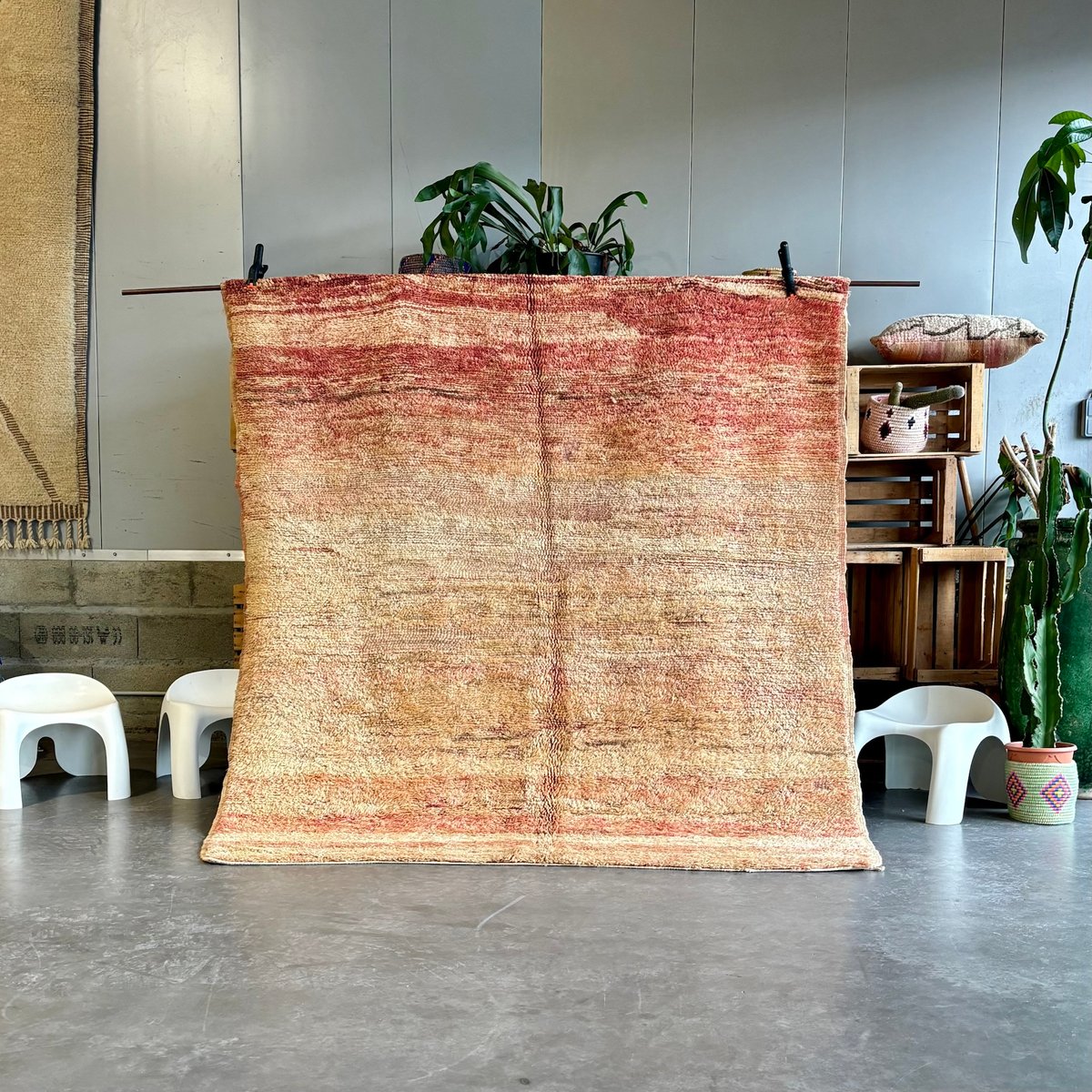 Vintage Minimalist Red-Toned Area Rug, 2000s for sale at Pamono