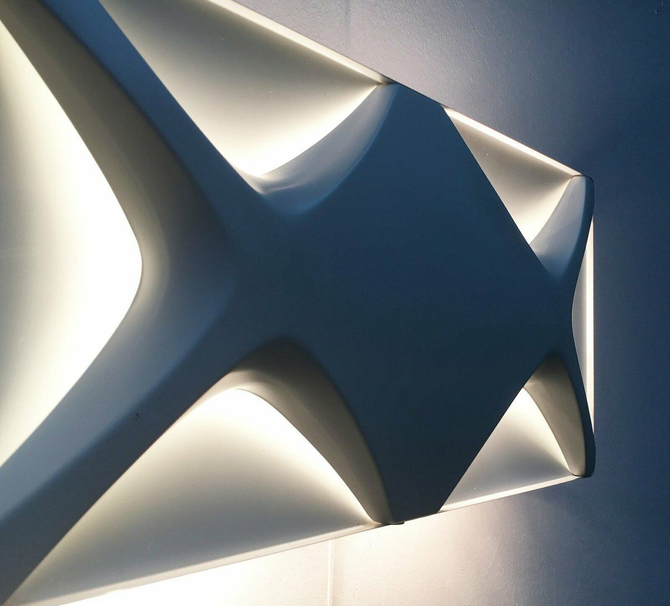 Applique Murale Style Space Age Cross Oyster Mid-Century par Klaus Link ...