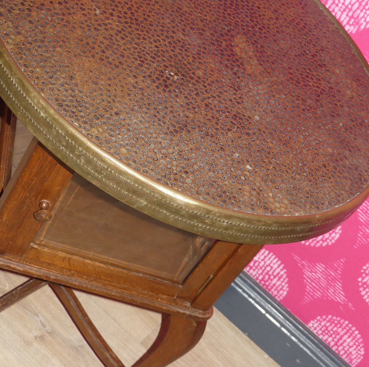 Art Deco Round Side Table in Brass, 1920s for sale at Pamono