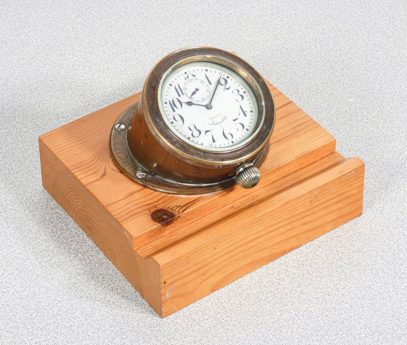 Automobile Travel Table Clock from Doxa, 1940s for sale at Pamono