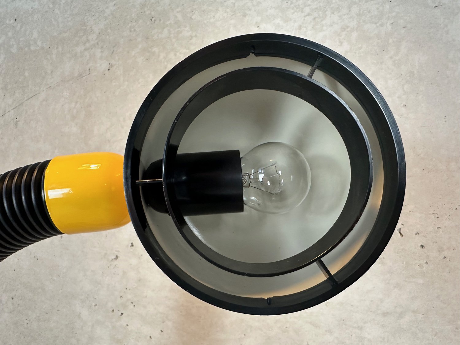 Vintage Tubular Desk Lamp, 1980s for sale at Pamono