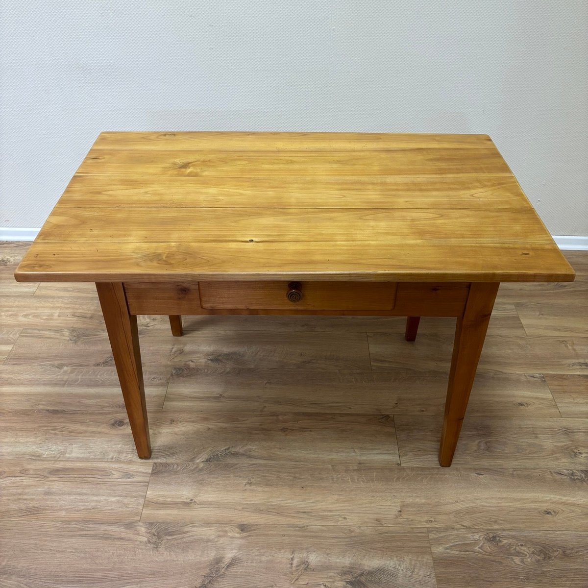 Antique Dining Table in Cherry, Germany, 1890s for sale at Pamono