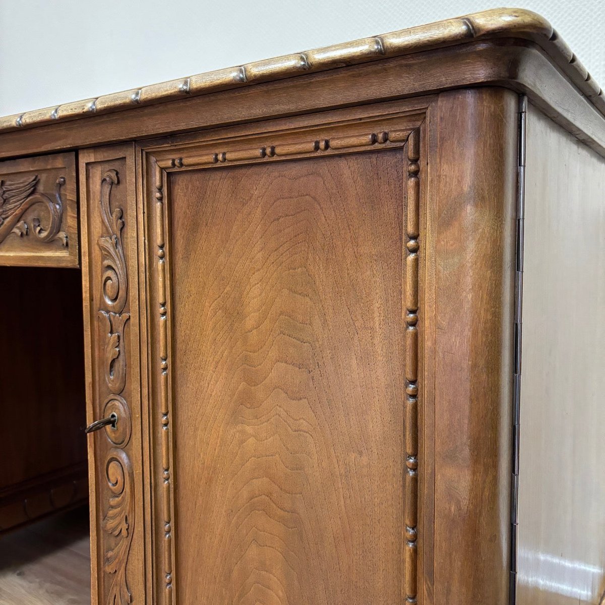 Vintage Neo-Renaissance Desk, 1950 for sale at Pamono