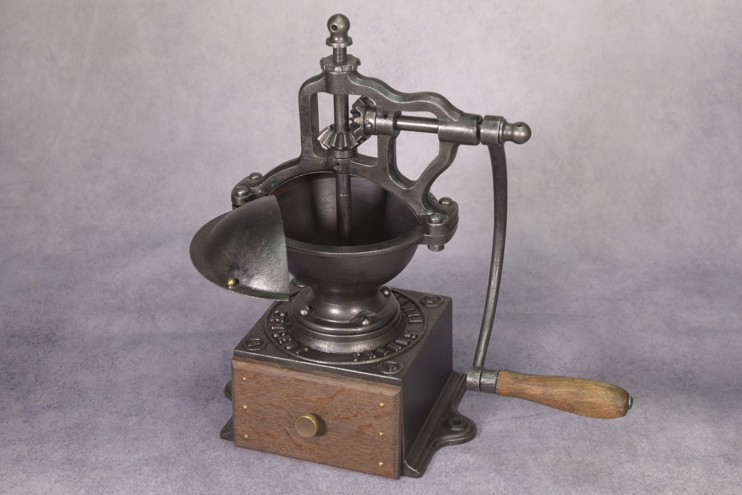 Model A1 Coffee Grinder from Peugeot, 1900s for sale at Pamono