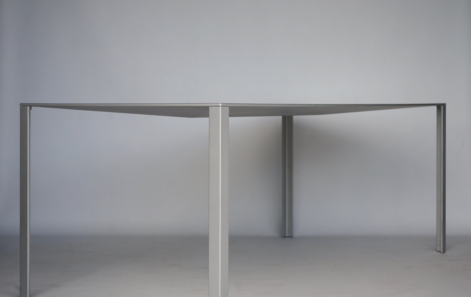 Vintage Table by Jean Nouvel for Molteni, 1990s for sale at Pamono