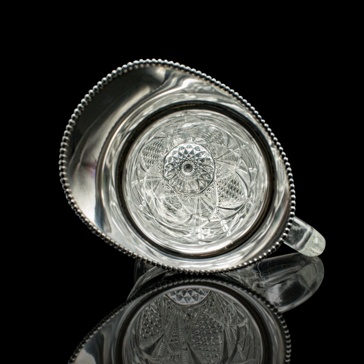 Antique English Cut Glass Serving Jug, 1890s for sale at Pamono