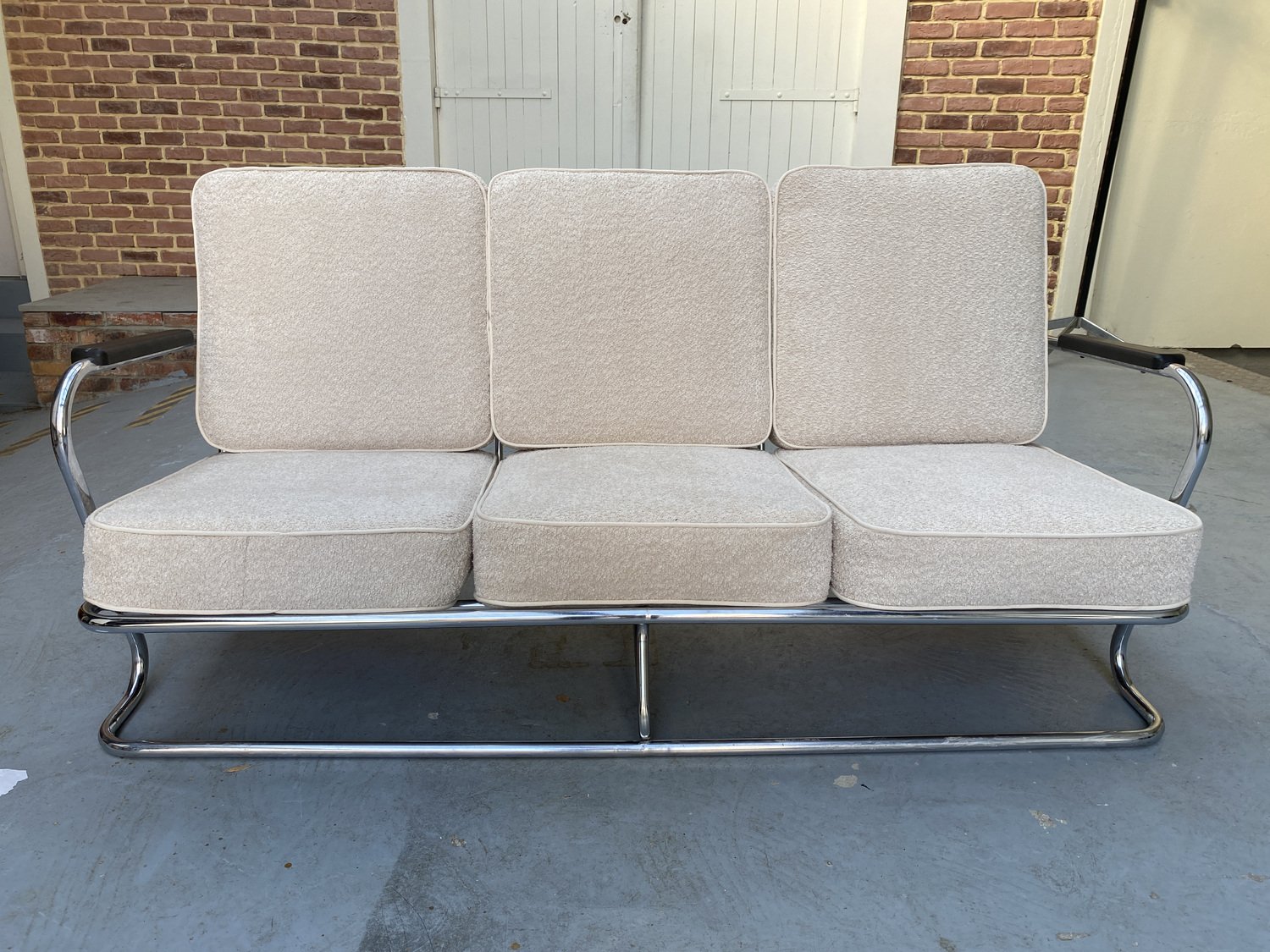 Modernist Chrome Sofa for sale at Pamono