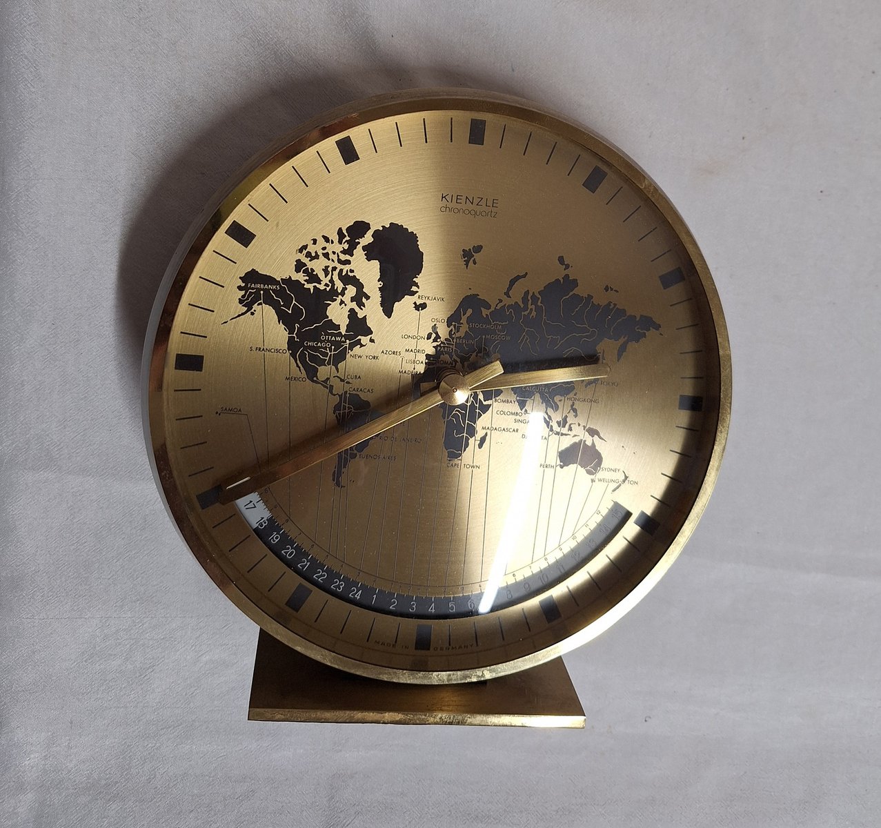 Vintage German Table Clock by Heinrich Möller for Kienzle, 1970s for ...