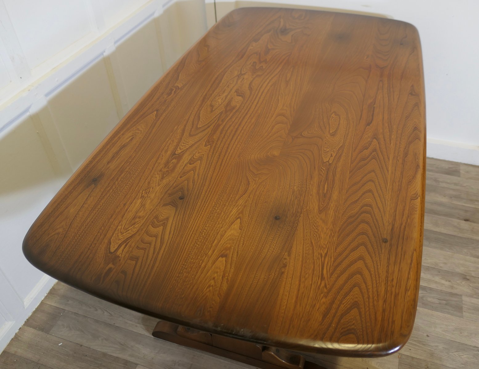 Golden Elm Refectory Dining Table from Ercol, 1960s for sale at Pamono