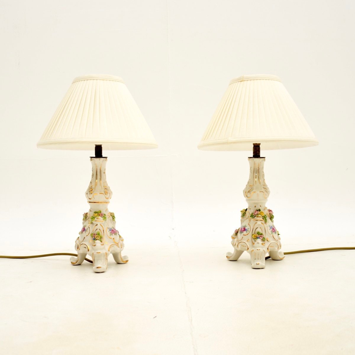 Dresden Porcelain Table Lamps, 1930s, Set of 2 for sale at Pamono