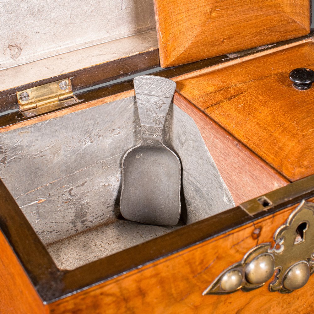 Antique Dome Top Tea Caddy for sale at Pamono