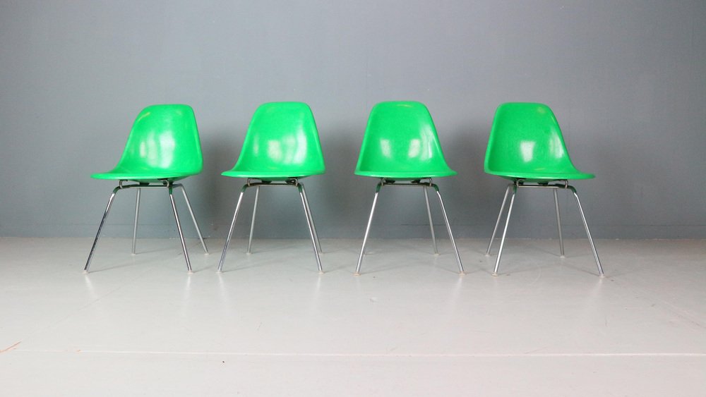 Kelly Green H-Base Chairs by Charles & Ray Eames for Herman Miller ...