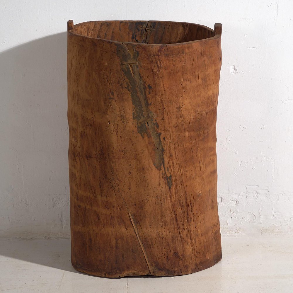 Antique Tall Wooden Cube, 1920 for sale at Pamono