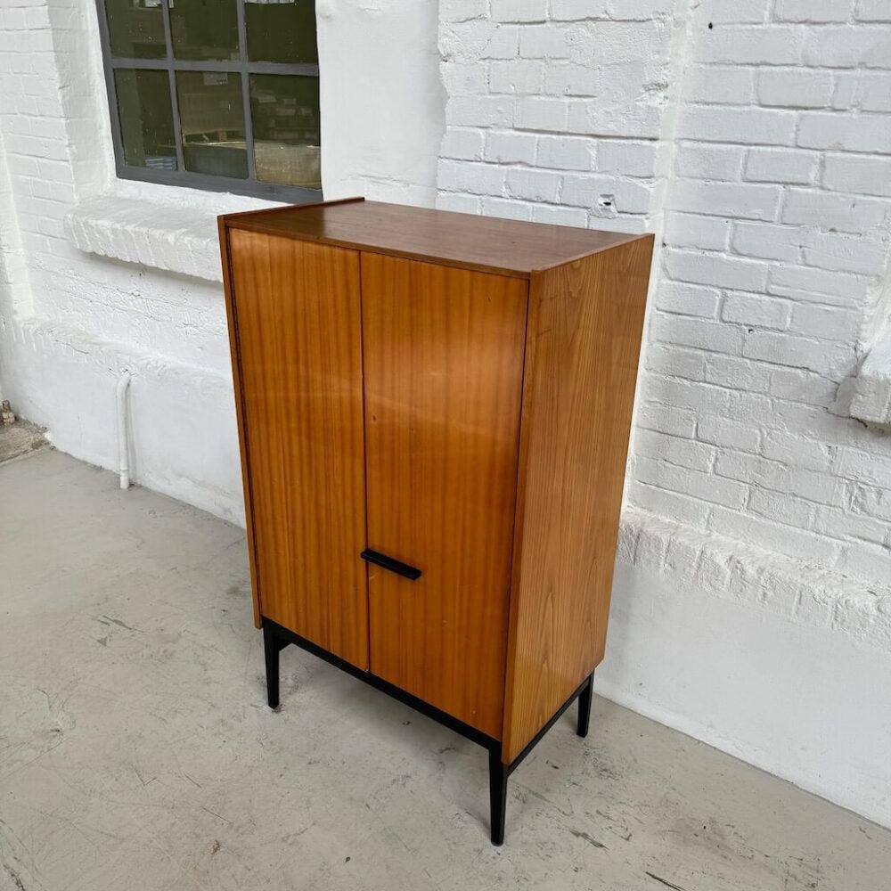 Czech Veneer Wardrobe, 1960s for sale at Pamono