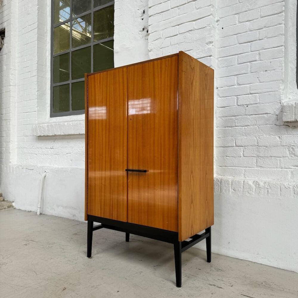 Czech Veneer Wardrobe, 1960s for sale at Pamono