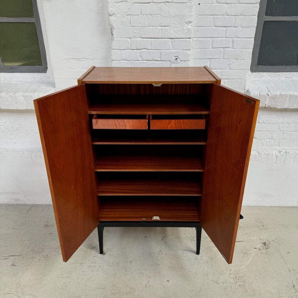 Czech Veneer Wardrobe, 1960s for sale at Pamono
