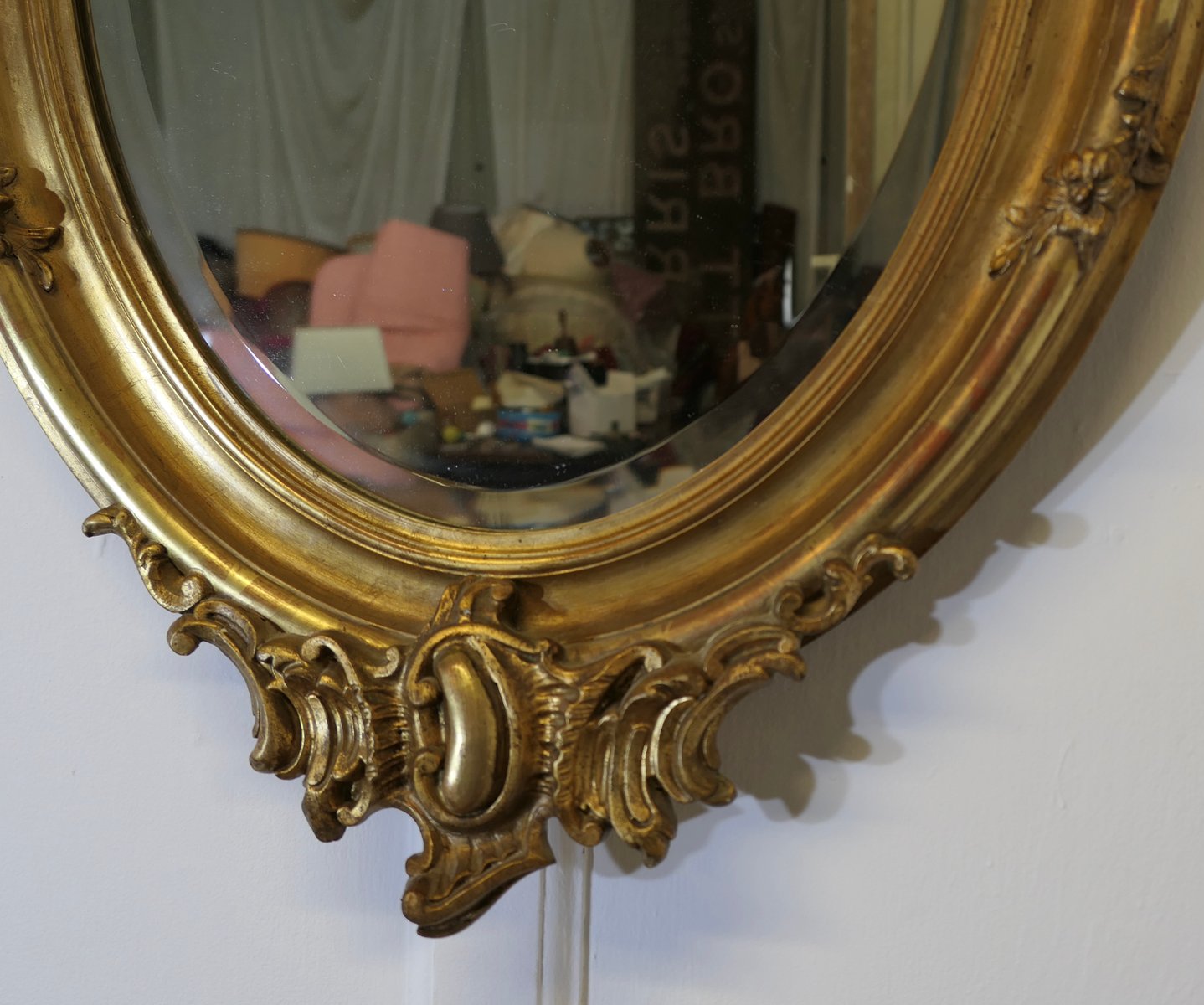 Large French Rococo Oval Gilt Wall Mirror for sale at Pamono