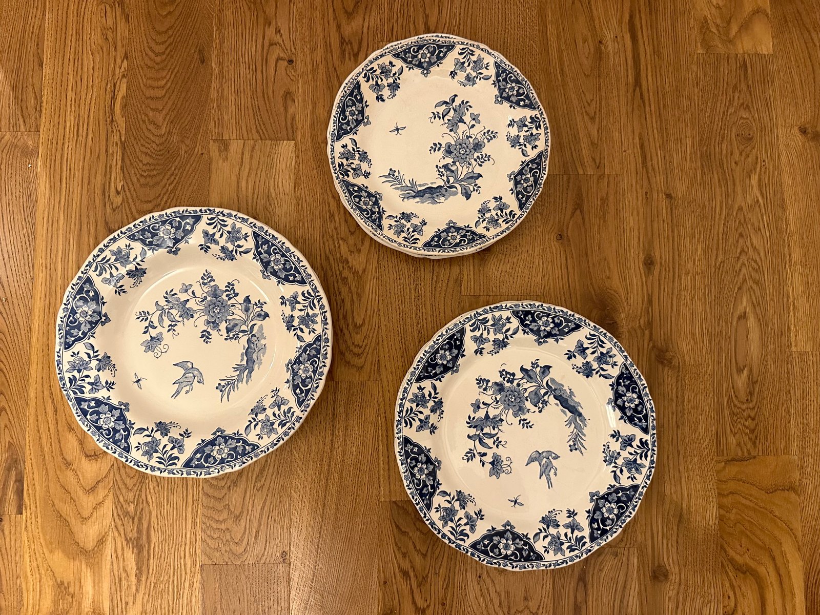 French Dinnerware Set in Blue Delft from Gien, Set of 12 for sale at Pamono