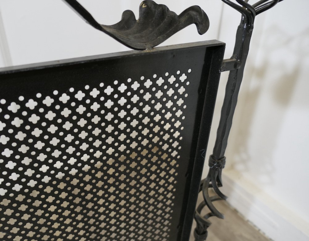Large Gothic Wrought Iron Fire Screen, 1890s for sale at Pamono