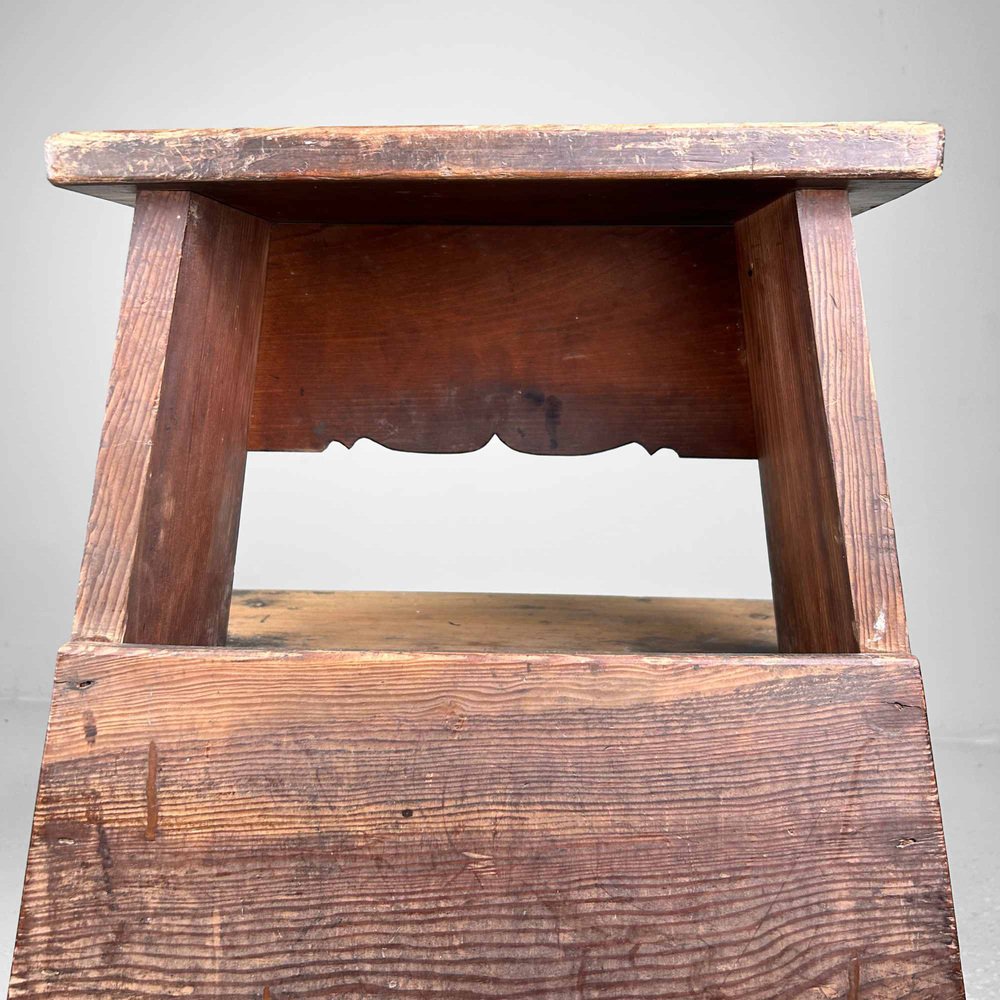 Minimalist Fumidai Step Stool, Japan, 1920s for sale at Pamono