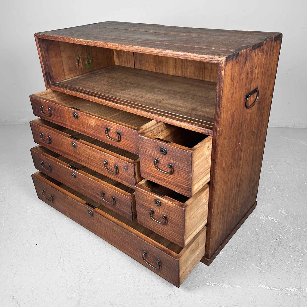 Japanese Tansu Traditional Chest of Drawers, 1890s for sale at Pamono
