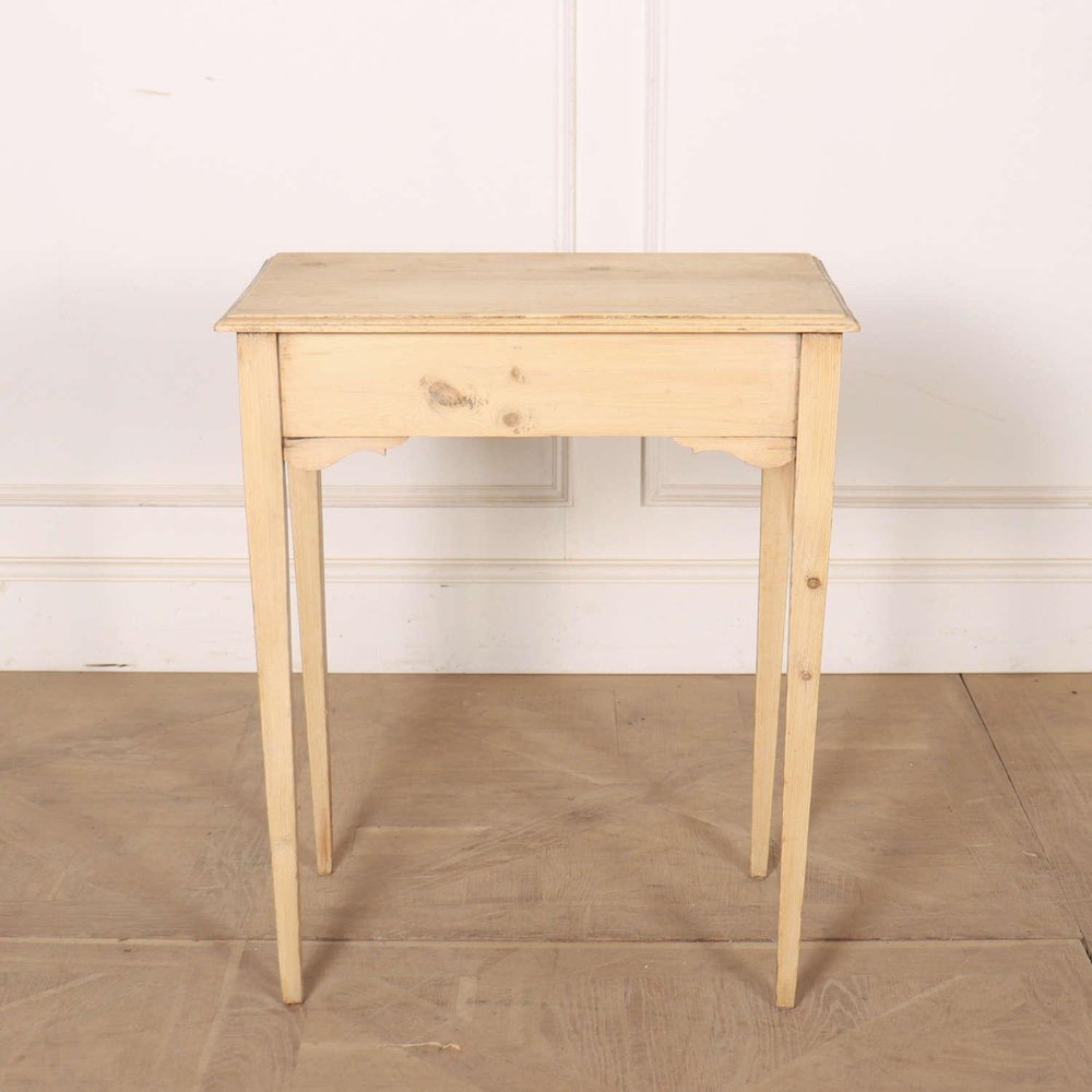 Small English Pine Side Table for sale at Pamono