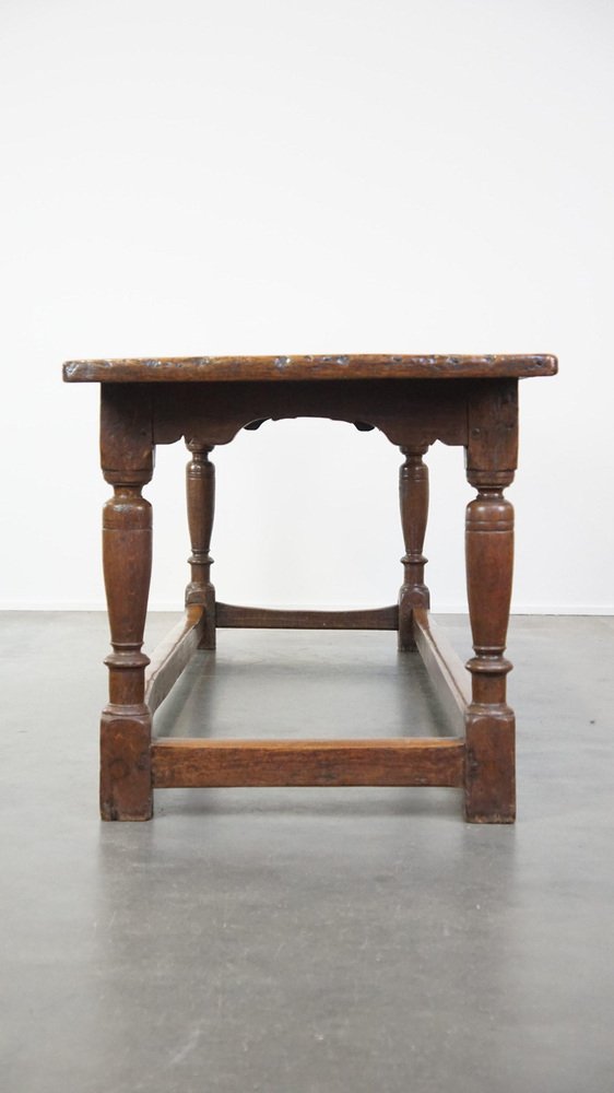 Large 17th Century English Oak Refectory Dining Table for sale at Pamono