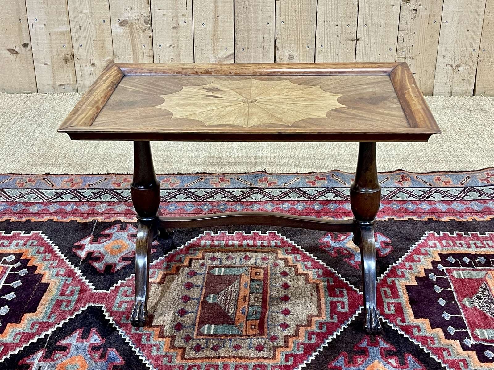 English Coffee Table in Mahogany, Early 20th Century for sale at Pamono