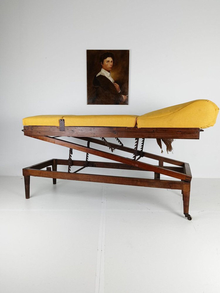 Antique English Militairy Hospital Bed for sale at Pamono