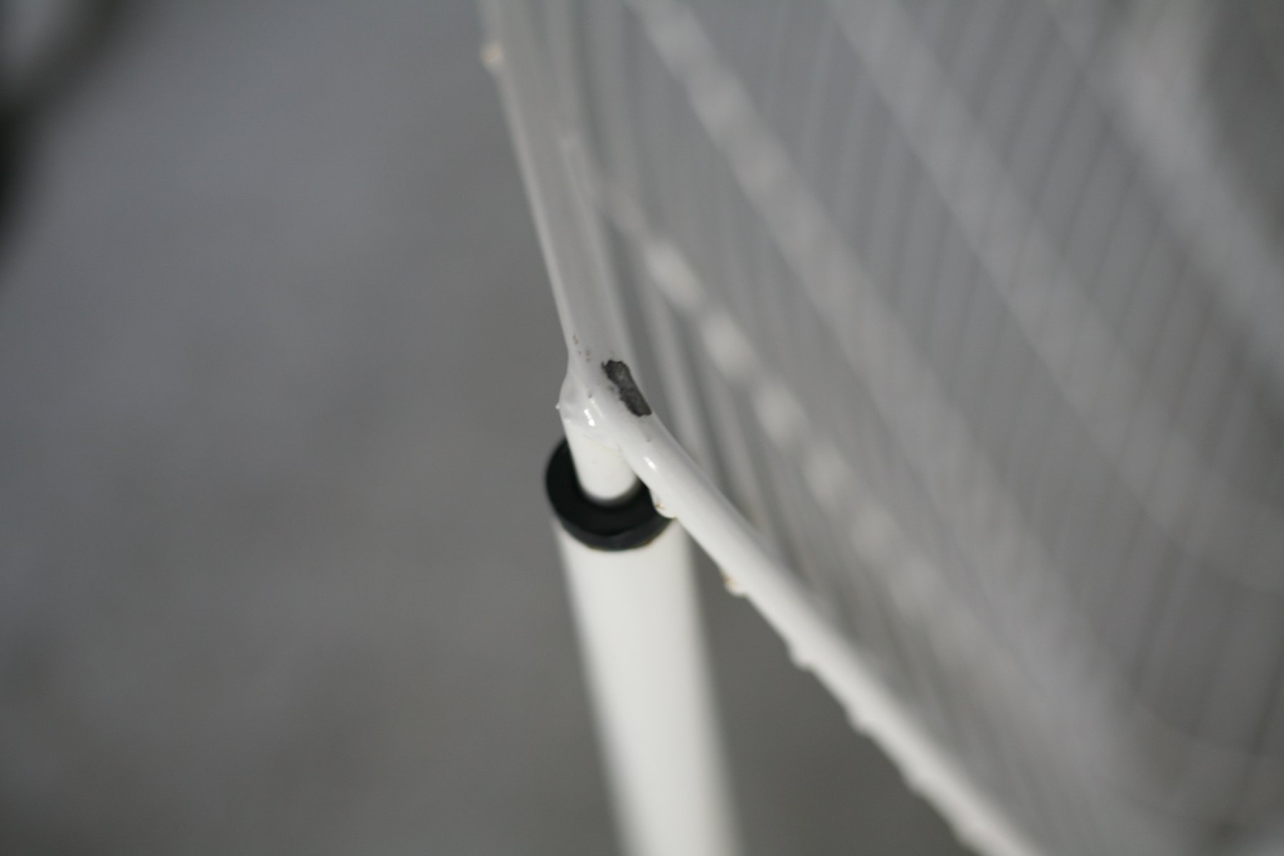 Set of White Lacquered Steel Rod Armchairs, 1985 for sale at Pamono