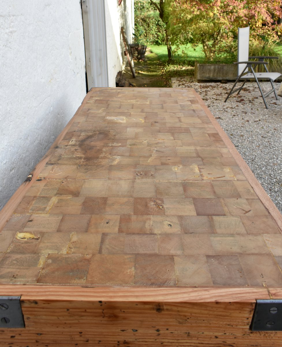 French Art Deco Butchers Block, 1920s for sale at Pamono